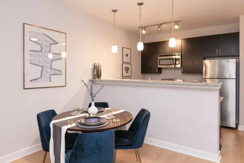 622 S Broadway #208, Baltimore, MD 21231 | 34 Photos - Movoto