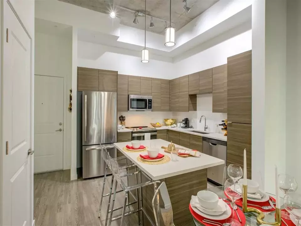 504 W Grand Central Ave #N-804, Tampa, FL 33606 | 34 Photos - Movoto