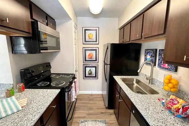 14101 Walters Rd #0201, Houston, TX 77014 | 14 Photos - Movoto