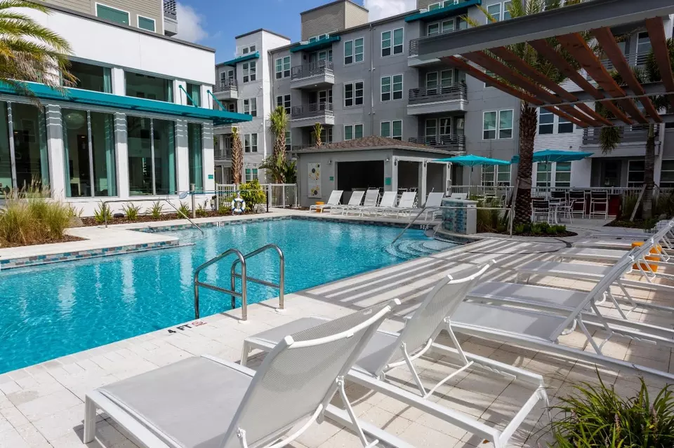 50 Paramount Dr #2-205, Sarasota, FL 34232 | 17 Photos - Movoto