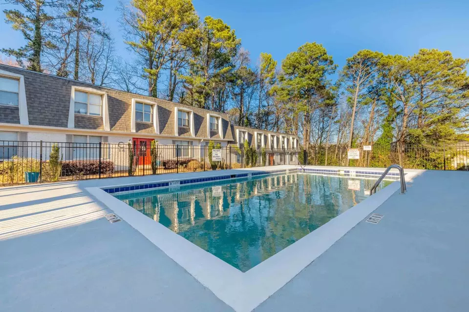 2113 Defoors Ferry Rd NW #A4, Atlanta, GA 30318 | 27 Photos - Movoto