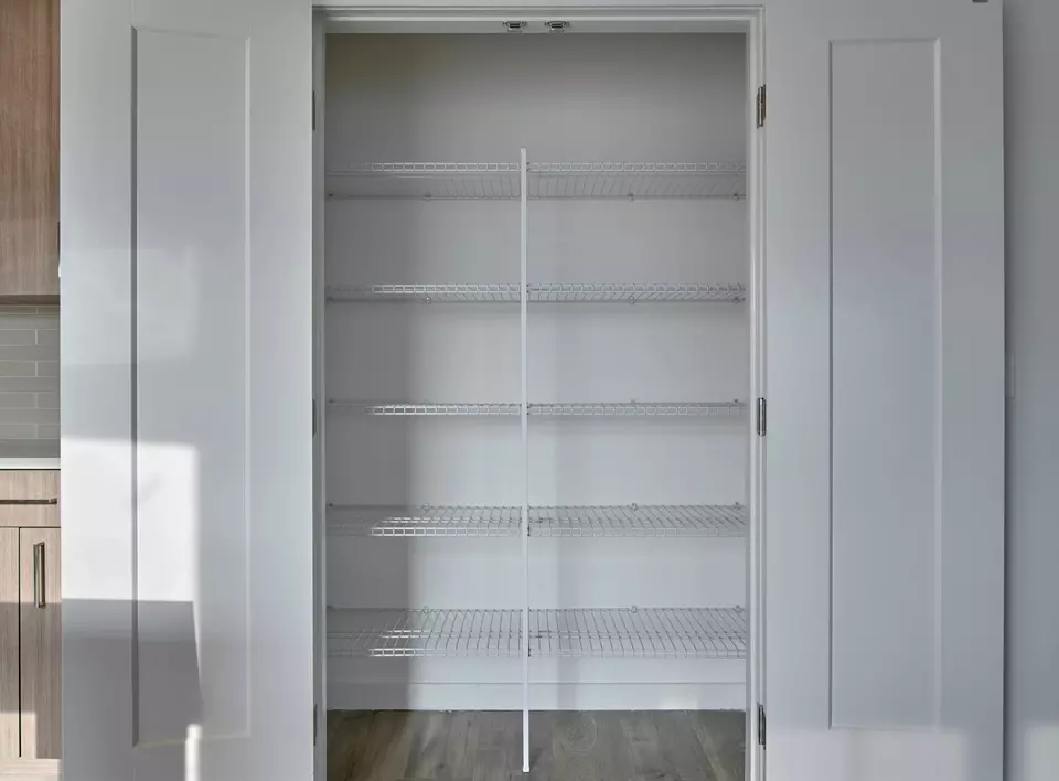 1000 W Fort Lee Rd #4210, Bogota, NJ 07603 | 38 Photos - Movoto