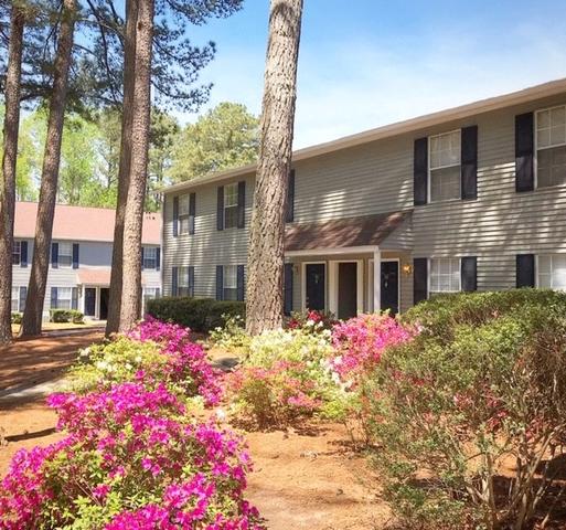 4375 Cascade Rd #G083, Atlanta, GA 30331 | 26 Photos - Movoto