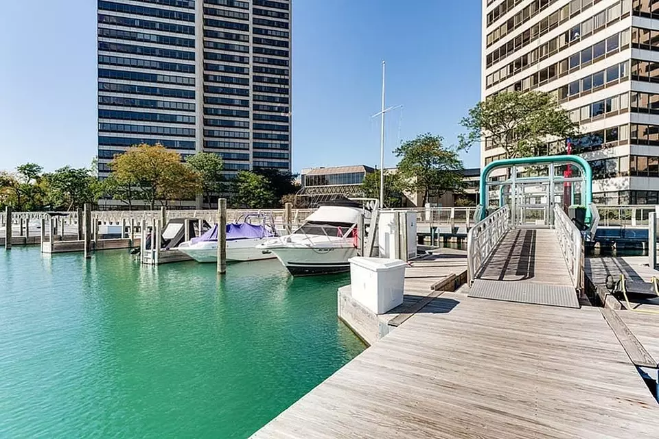 250 Riverfront Dr #12408, Detroit, MI 48226 | 66 Photos - Movoto