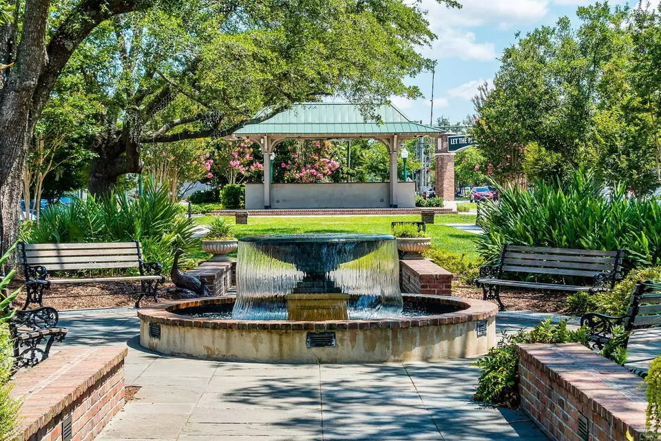 1000 Pine Branch Way #1327, Summerville, SC 29483 | 9 Photos - Movoto