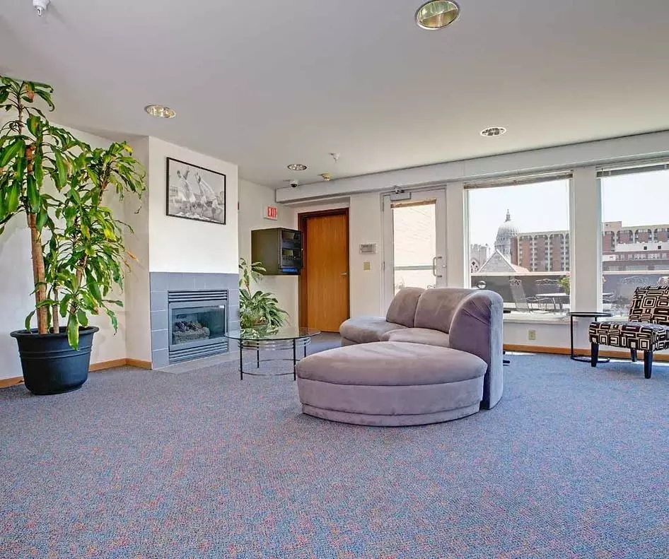2 W Gorham St #308, Madison, WI 53703 | 14 Photos - Movoto