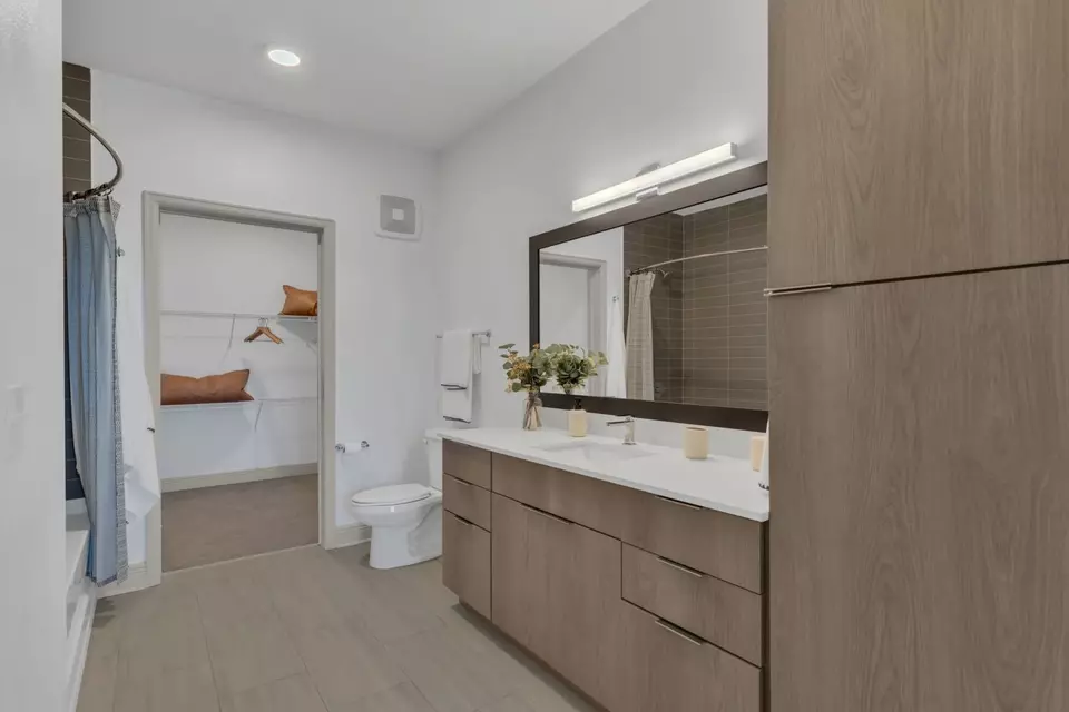 7507 Park Village Dr #1413, Jacksonville, FL 32256 | 39 Photos - Movoto