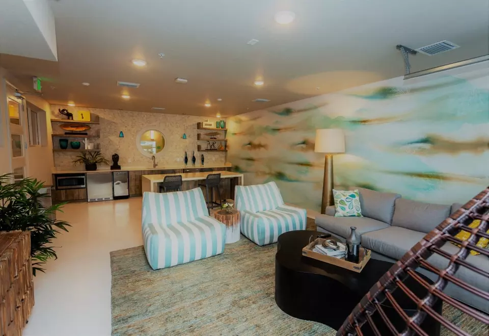 50 Paramount Dr #3-102, Sarasota, FL 34232 | 17 Photos - Movoto
