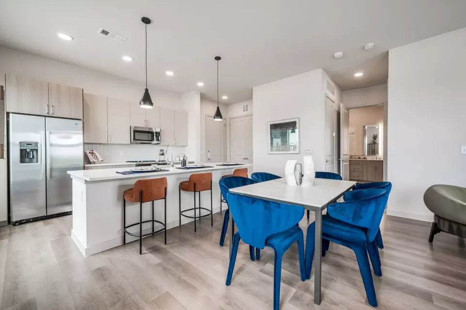 2400 W Dallas St #265, Houston, TX 77019 | 48 Photos - Movoto