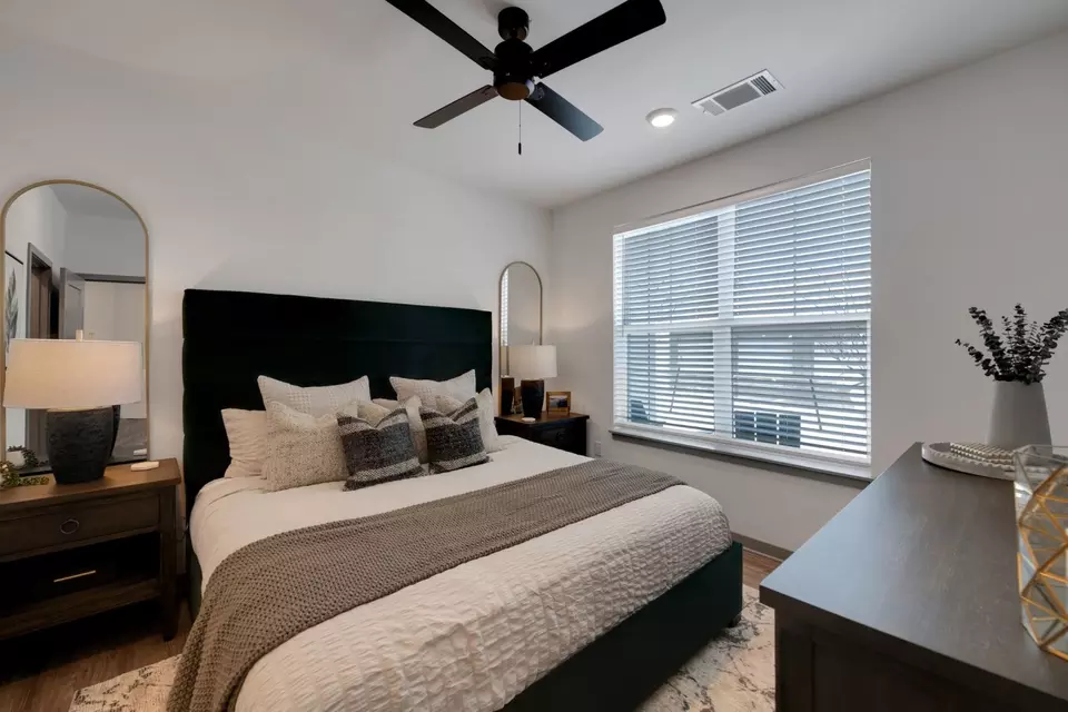 101 Dean Ave #05-106, Raymore, MO 64083 | 90 Photos - Movoto