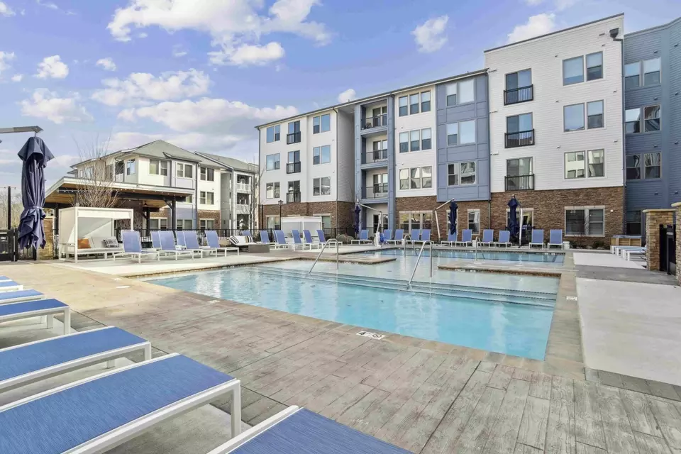 5306 Acadia Heights Dr #2207, Charlotte, NC 28217 | 35 Photos - Movoto