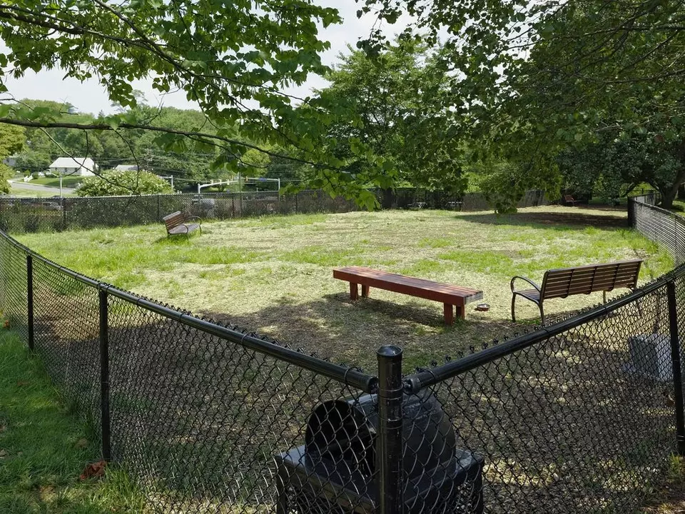 2251 Pimmit Dr #1113, Falls Church, VA 22043 | 36 Photos - Movoto