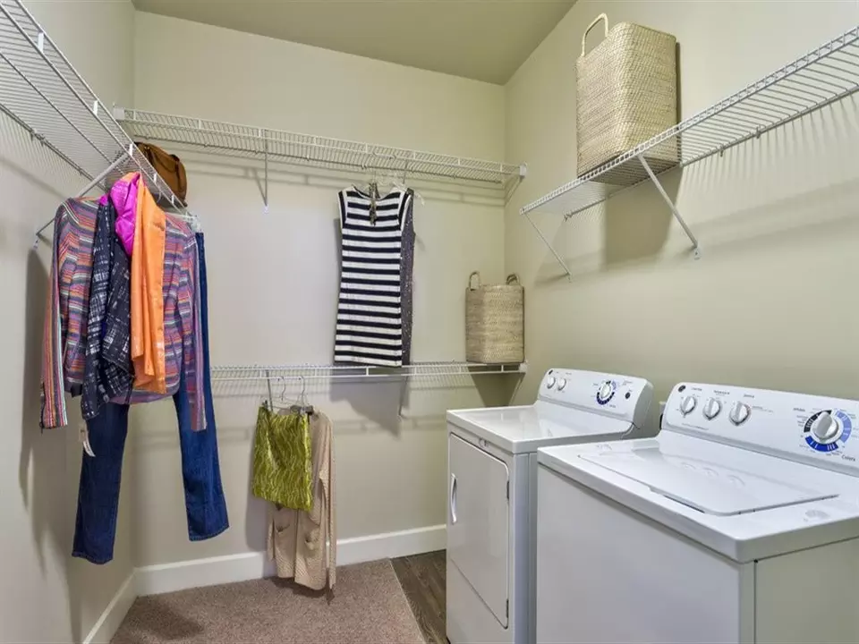 2128 Clark Ave #716, Raleigh, NC 27605 | 33 Photos - Movoto