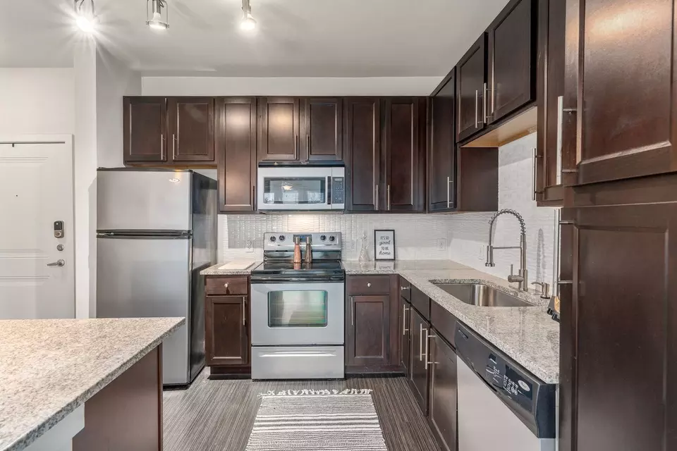 390 E Oakenwald St #00-665, Dallas, TX 75203 | 40 Photos - Movoto