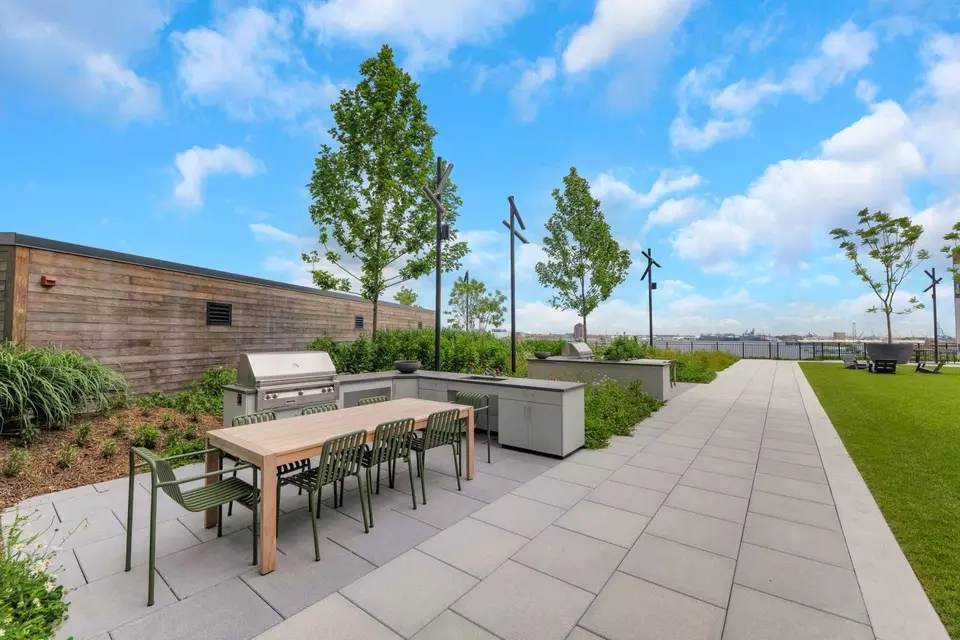 1402 Point St #1501, Baltimore, MD 21231 | 44 Photos - Movoto