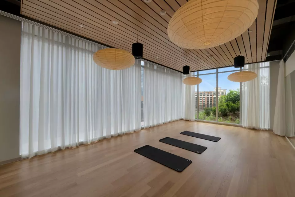 1402 Point St #1501, Baltimore, MD 21231 | 44 Photos - Movoto