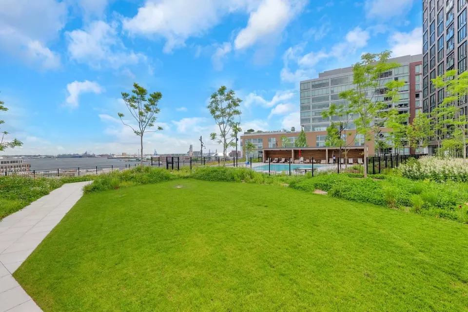 1402 Point St #1501, Baltimore, MD 21231 | 44 Photos - Movoto