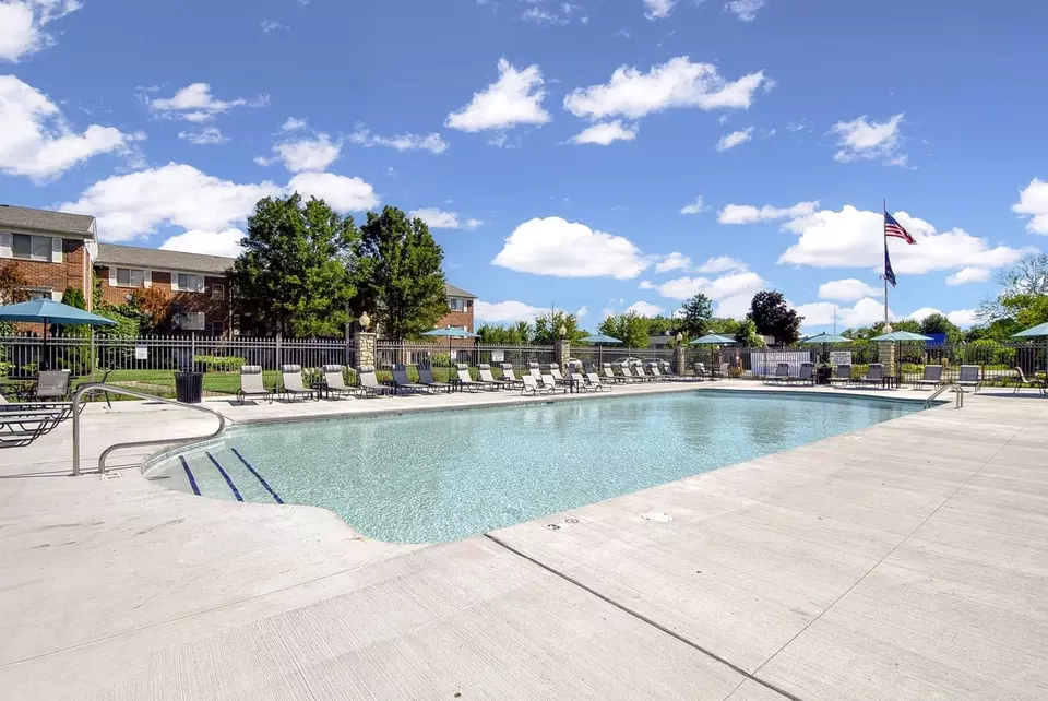 9960 Wayne Rd #08-101, Romulus, MI 48174 | 36 Photos - Movoto