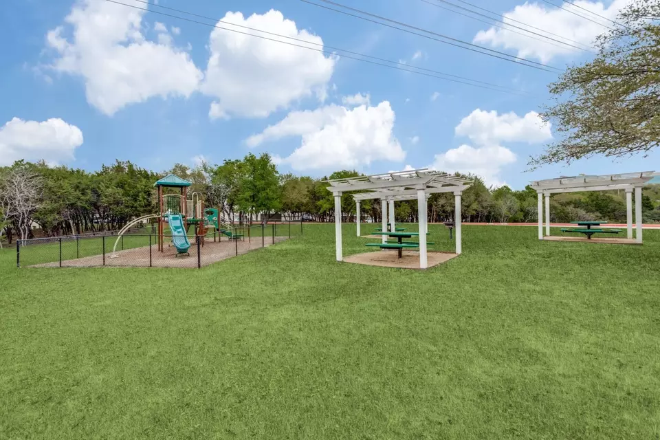 12118 Walnut Park Xing #427, Austin, TX 78753 | 33 Photos - Movoto