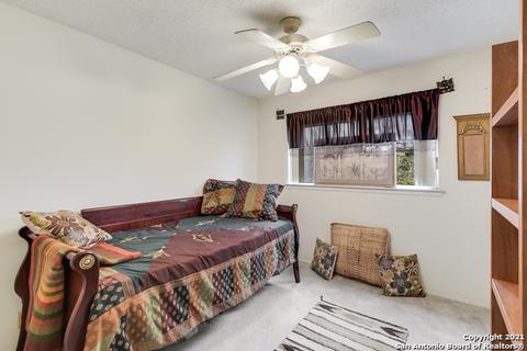 8714 Woods End St, San Antonio, TX 78240 | 20 Photos | MLS #1513080 ...