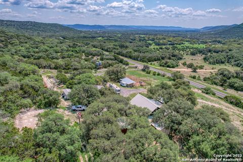 1850 W Ranch Road 337, Leakey, TX 78873 | 49 Photos | MLS #1638183 - Movoto