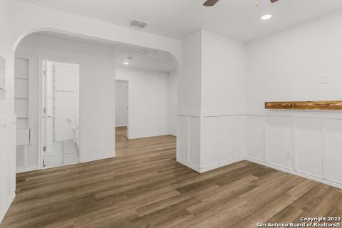 210 Canavan Ave, San Antonio, TX 78221 | 30 Photos | MLS #1653781 - Movoto