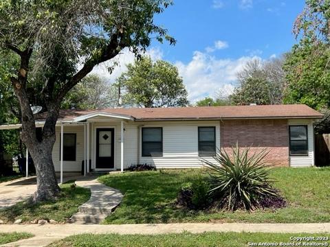 2939 Lasses Blvd, San Antonio, TX 78223 | 18 Photos | MLS #1680533 - Movoto