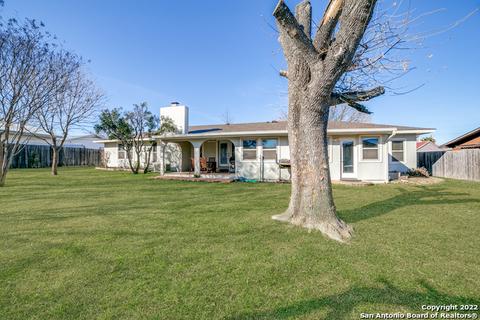 304 East St, Comfort, TX 78013 - Movoto