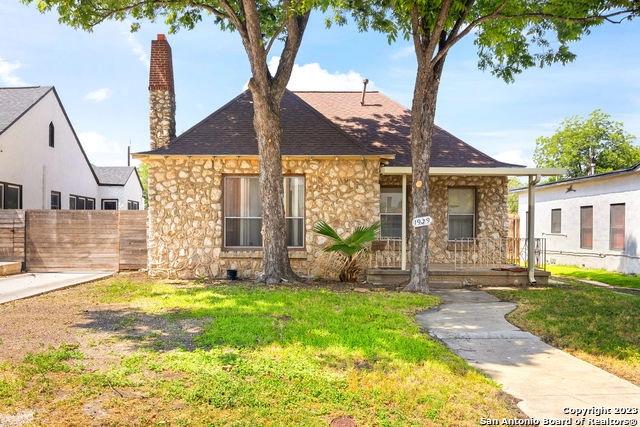 1939 W Magnolia Ave, San Antonio, TX 78201 | 22 Photos | MLS #1698493 ...