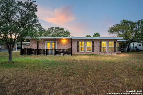 Poth, TX Real Estate & Homes For Sale - Movoto