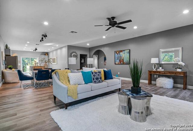 105 Rio Grande Dr, Seguin, TX 78155 | 39 Photos - Movoto