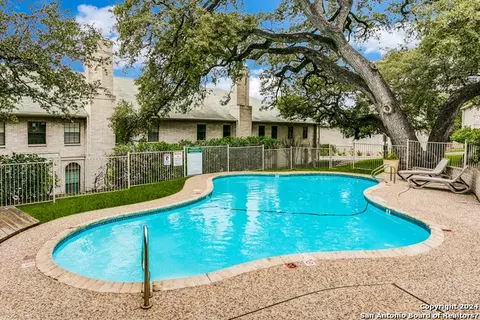 8415 Fredericksburg Rd #603, San Antonio, TX 78229 | 27 Photos - Movoto