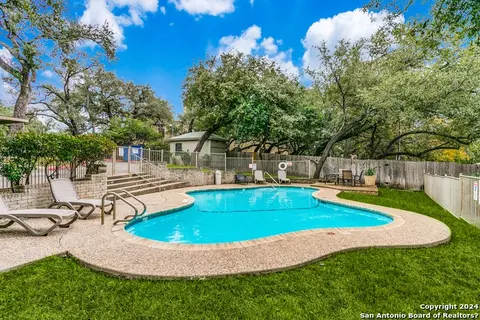 8415 Fredericksburg Rd #603, San Antonio, TX 78229 | 27 Photos - Movoto