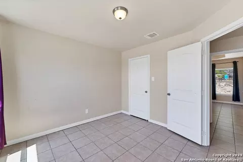 2407 Golf Dr, Spring Branch, TX 78070 | 29 Photos - Movoto