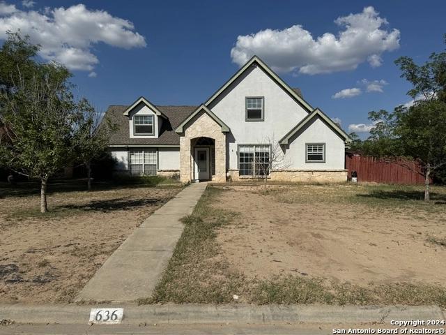 636 Sunrise Ave, Uvalde, TX 78801 - Movoto