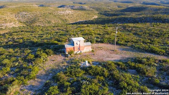 6104 Rio Diablo Pkwy, Del Rio, TX 78840 | 19 Photos - Movoto