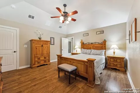 2260 Rocky Ridge Loop, Canyon Lake, TX 78133 | MLS# 1874790 | 35 Photos ...