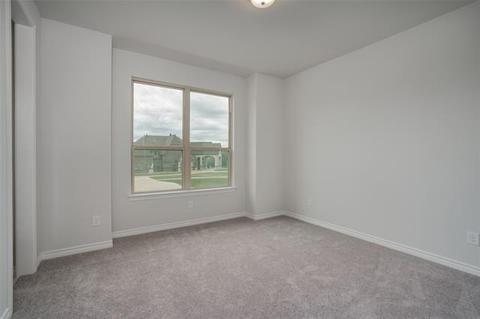 1004 Mesquite Ct, Grand Prairie, TX 75104 | 29 Photos | MLS #14318397 ...