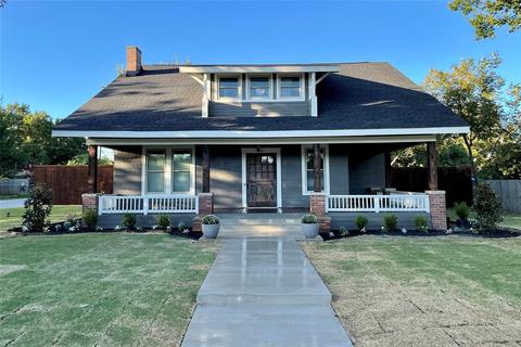 303 E Cottonwood St, Decatur, TX 76234 | 36 Photos | MLS #20033160 - Movoto