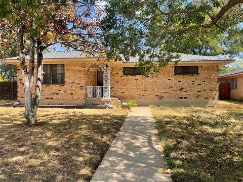 3504 Rio Grande Cir, Dallas, TX 75233 | 23 Photos | MLS #20145864 - Movoto