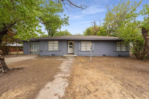 202 E 20th St, Cameron, TX 76520 | 20 Photos | MLS #20147761 - Movoto