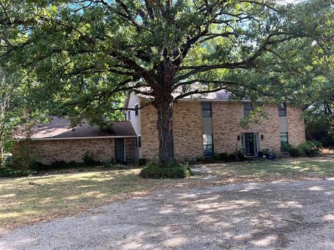 3098 Woodglen Dr, Commerce, TX 75428 | 38 Photos | MLS #20170751 - Movoto