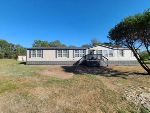 147 Pioneer Trl, Weatherford, TX 76087 | 28 Photos | MLS #20177476 - Movoto