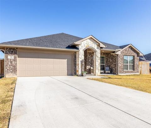 106 Spring Crest Ln, Mabank, TX 75156 | 37 Photos | MLS #20191674 - Movoto