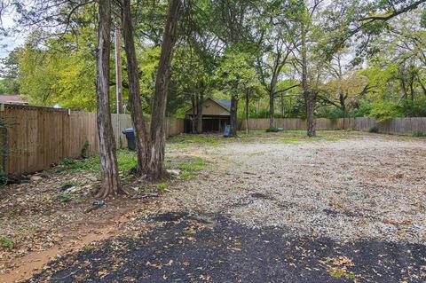 1911 Haymarket Rd, Dallas, TX 75253 | 3 Photos | MLS #20209938 - Movoto