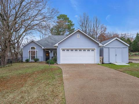 241 Sonora Ln, Holly Lake Ranch, TX 75765 | 40 Photos | MLS #20226050 ...