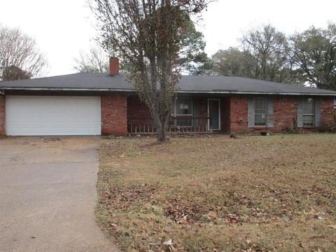 8475 Parkdale Dr, Shreveport, LA 71108 | 16 Photos | MLS #20228507 - Movoto