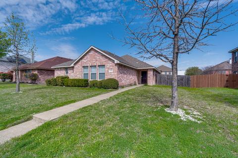 315 Quail Run Rd, Red Oak, TX 75154 | 22 Photos | MLS #20279675 - Movoto