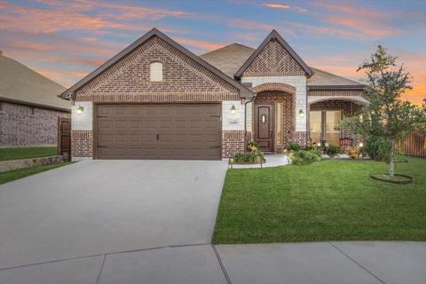 5461 Strong Stead Dr, Fort Worth, TX 76123 | 23 Photos - Movoto
