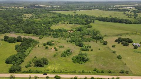 11707 Old Hearne Rd, Benchley, TX 77807 | 8 Photos | MLS #20310404 - Movoto